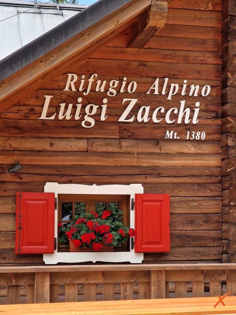Rifugio Zacchi: la recensione del rifugio - Explorer FVG